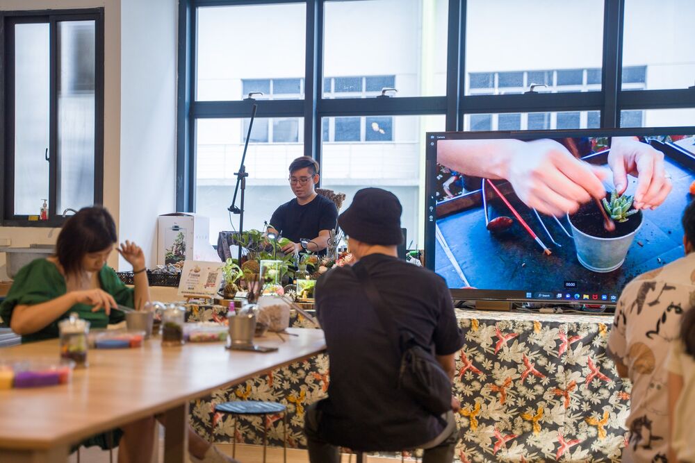 J2 Terrarium - [Exclusive] Build Your Own Mini Garden with Unlimited ...