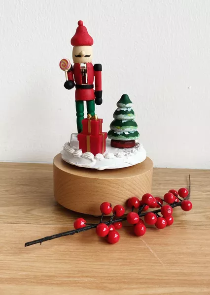 Festive Special: Decorate A Whimsical Musical Box | Siglap Studio ...