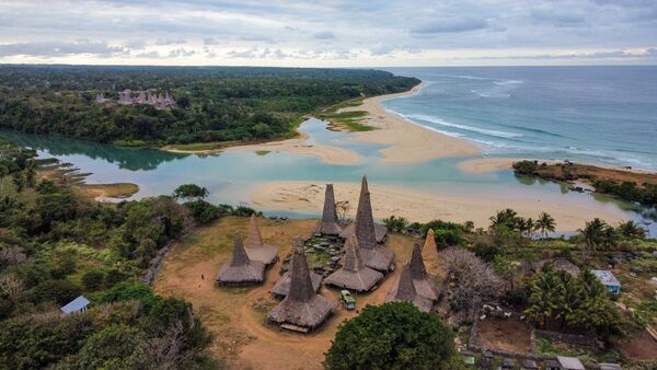 Tempah aktiviti bersama Sumba Island Tour | Seek Sophie
